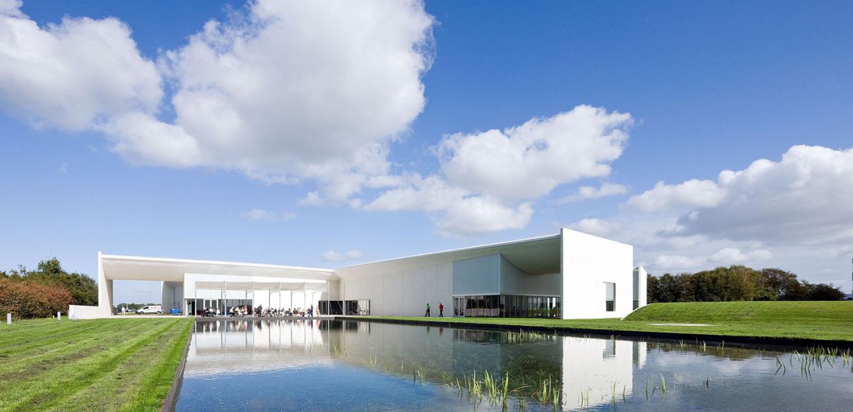 Med veninderne | VisitHerning